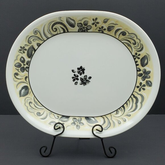 Corelle | Dining | Corelle Charlotte Platter Oval Serving Plate Cream ...